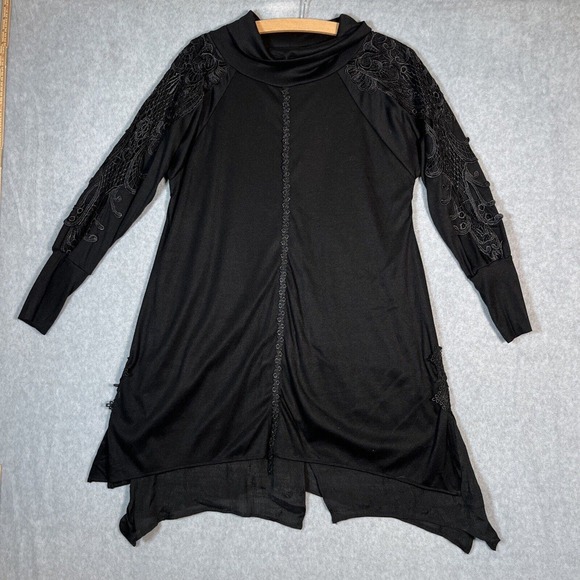 My Pretty Angel | Tops | My Pretty Angel Tunic Top L Black Lace ...